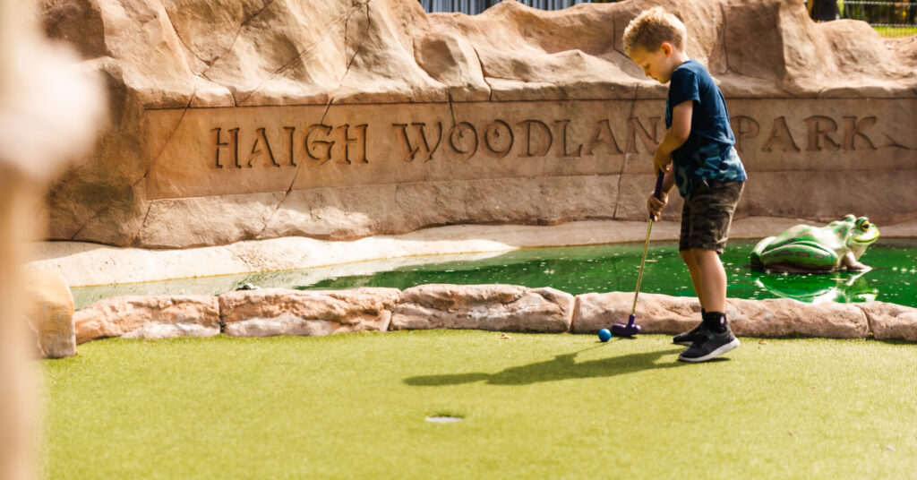 Golf at Haigh Woodland Park | Be Well